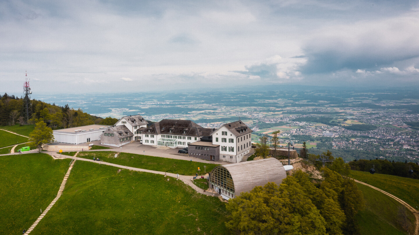 Journey to the Hotel Weissenstein